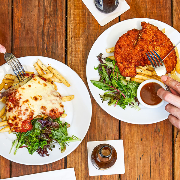 Morayfield Tavern: Dine, Play & Stay in the Heart of Moreton Bay